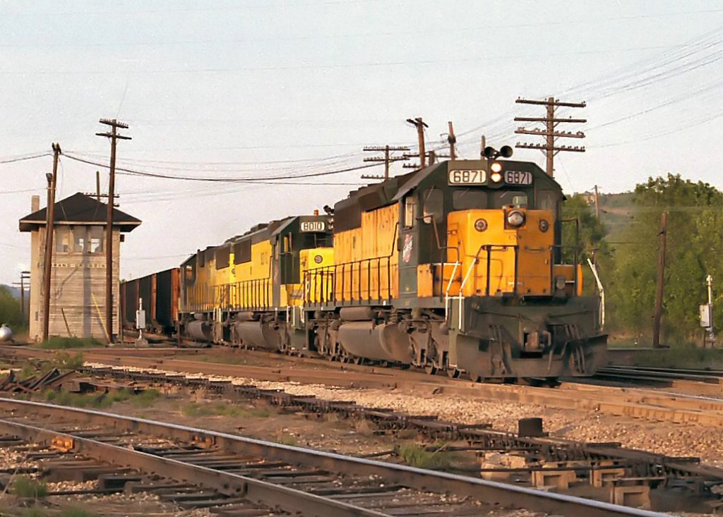 CNW 6871